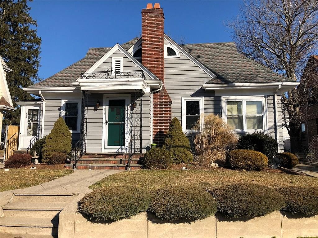 968 Central Ave, Pawtucket, RI 02861 | Zillow
