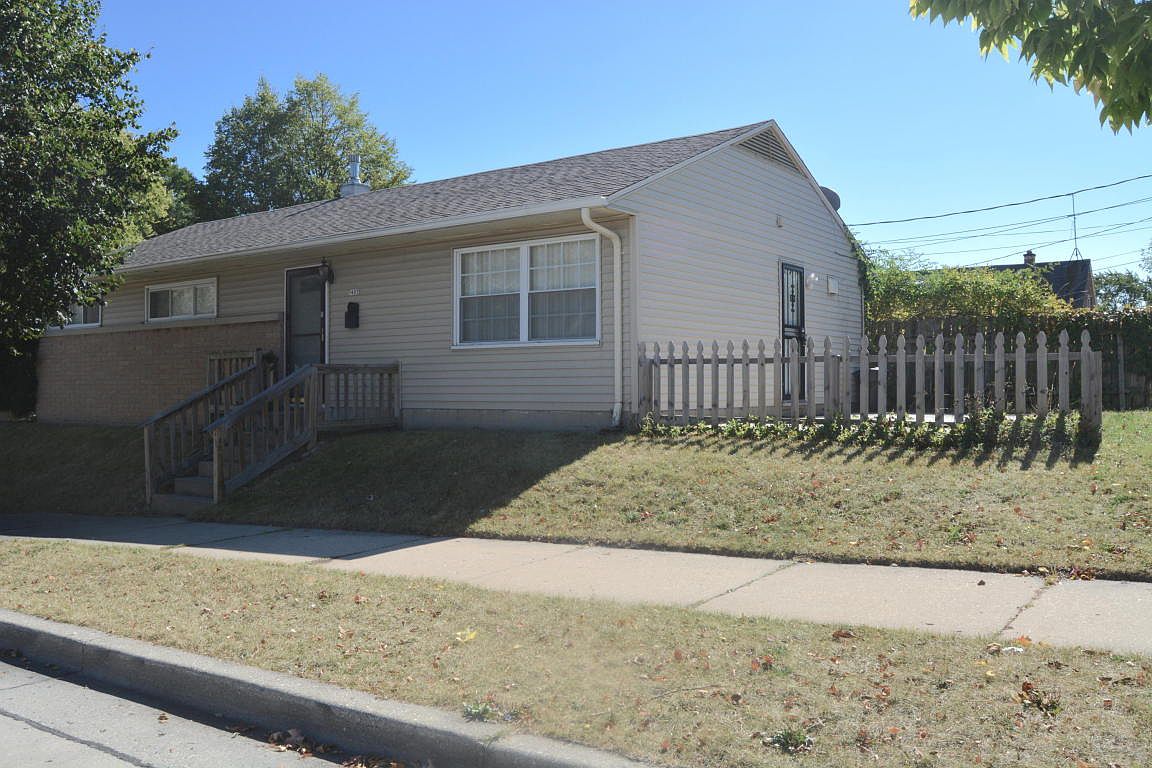 7407 W Melvina St, Milwaukee, WI 53216 | Zillow