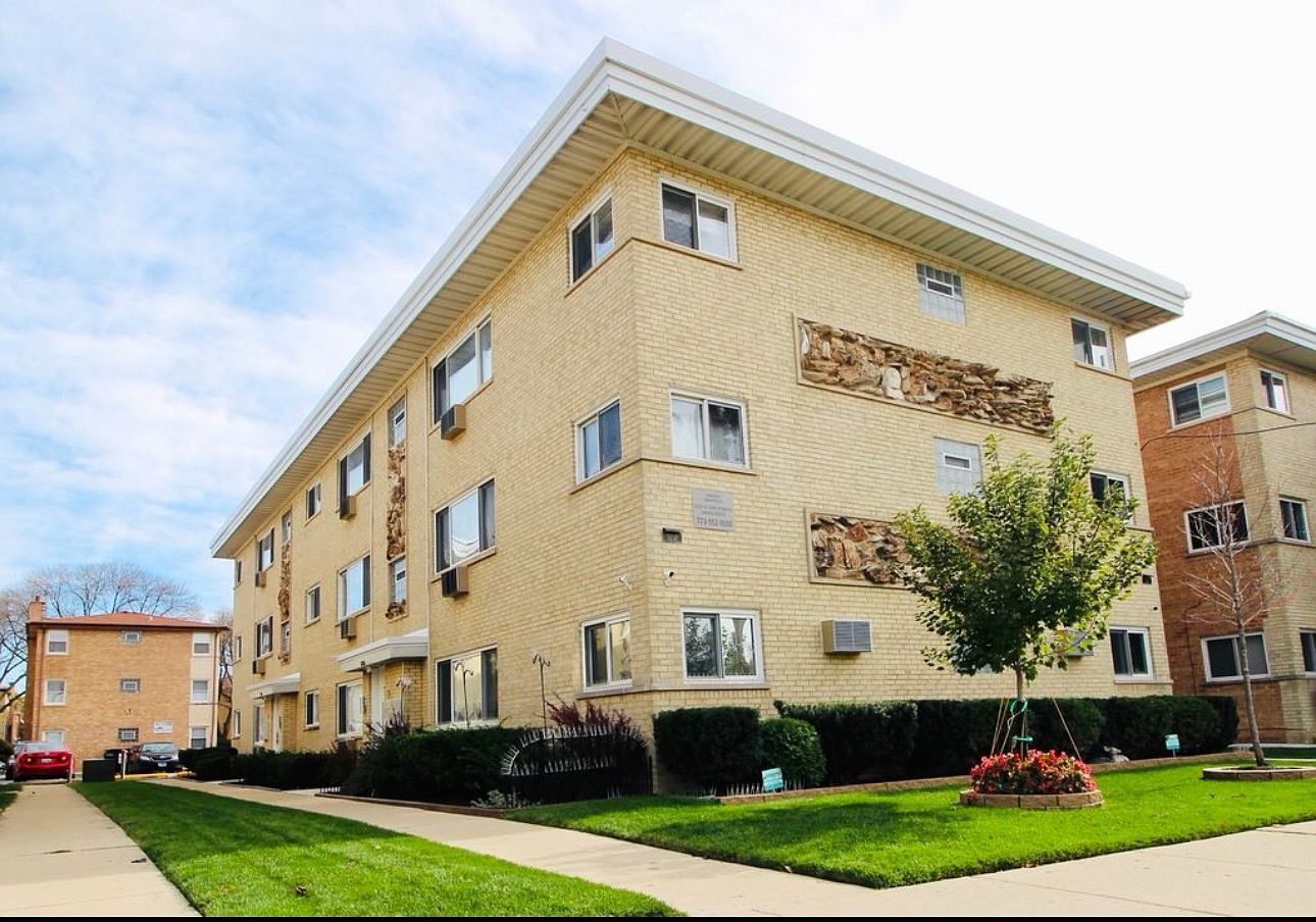 5237 N East River Rd UNIT 1F, Chicago, IL 60656 | Zillow