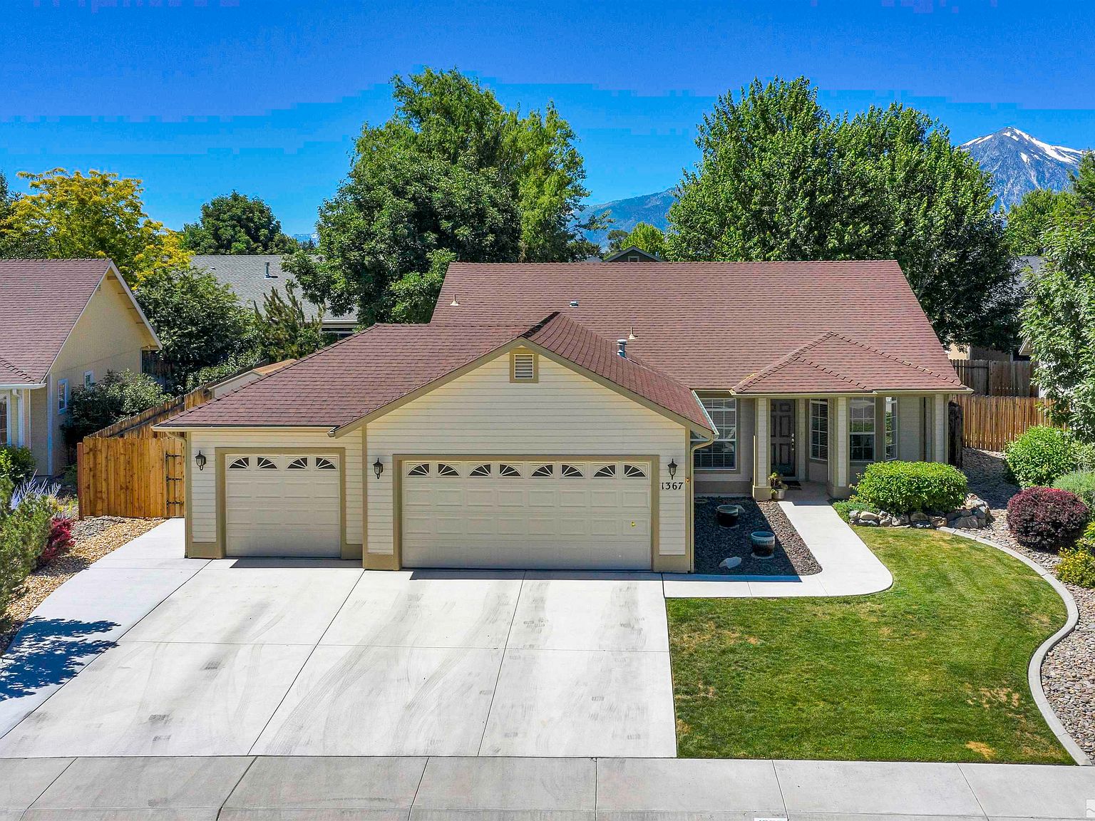 1367 Granborough Dr, Gardnerville, NV 89410 | Zillow