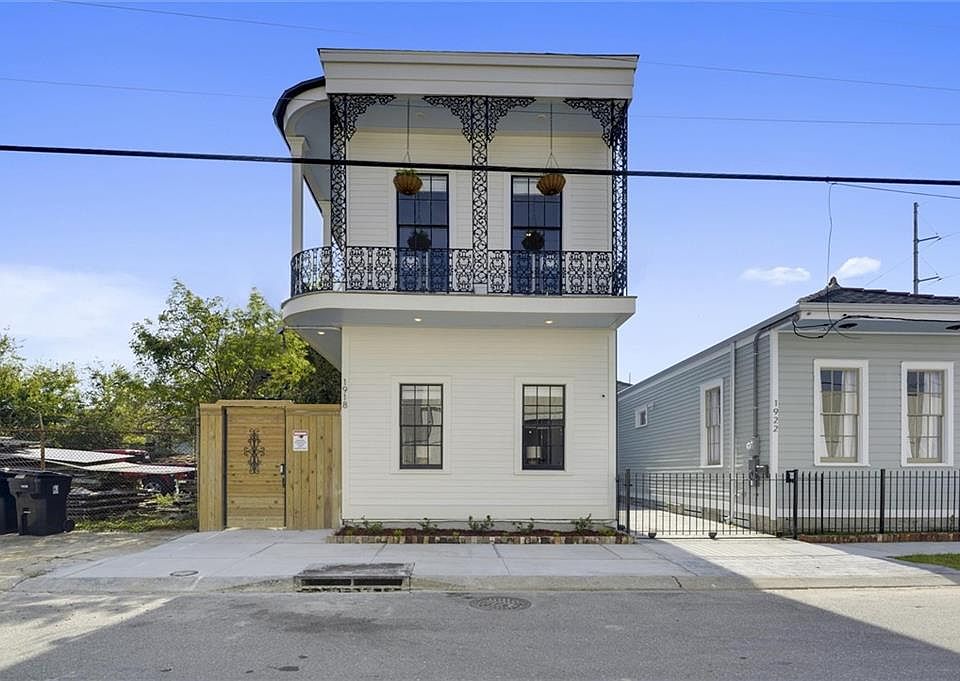 1918 Conti St, New Orleans, LA 70112 | Zillow