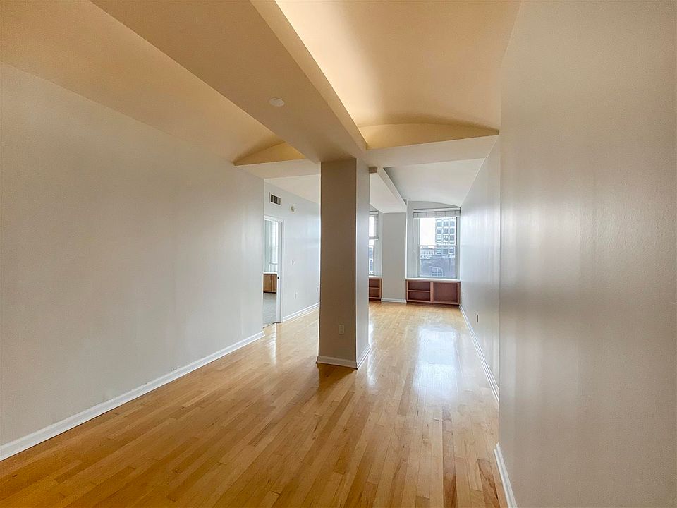 Shrine Building Apts - 66 Monroe Ave Memphis TN | Zillow