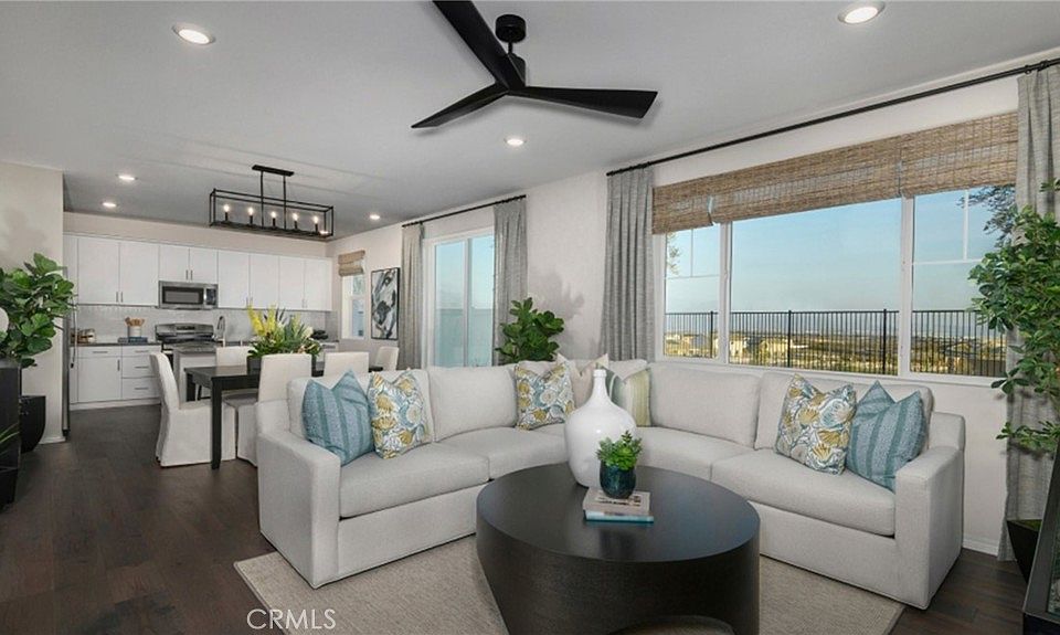 2509 Gunner Ridge Way, Rialto, CA 92377 | Zillow