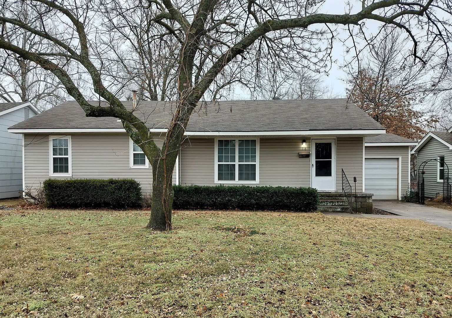 16 E Wayne Ave, Edmond, OK 73034 | Zillow