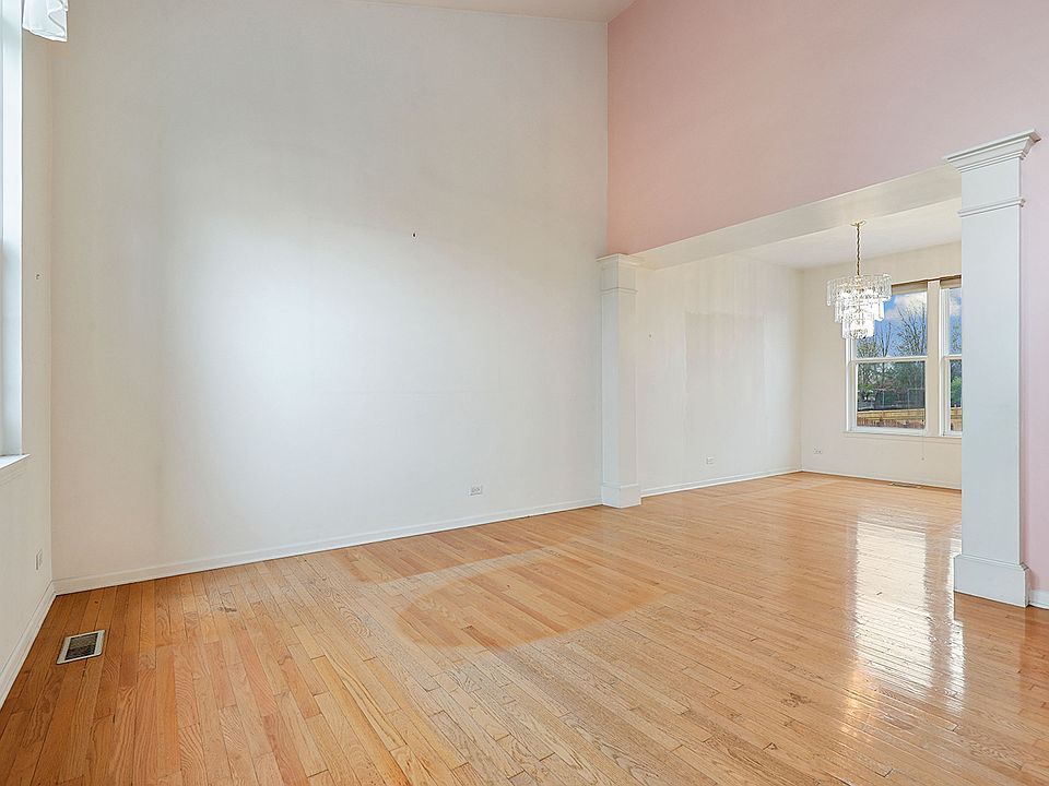 1932 Seaview Dr, Aurora, IL 60503 | Zillow