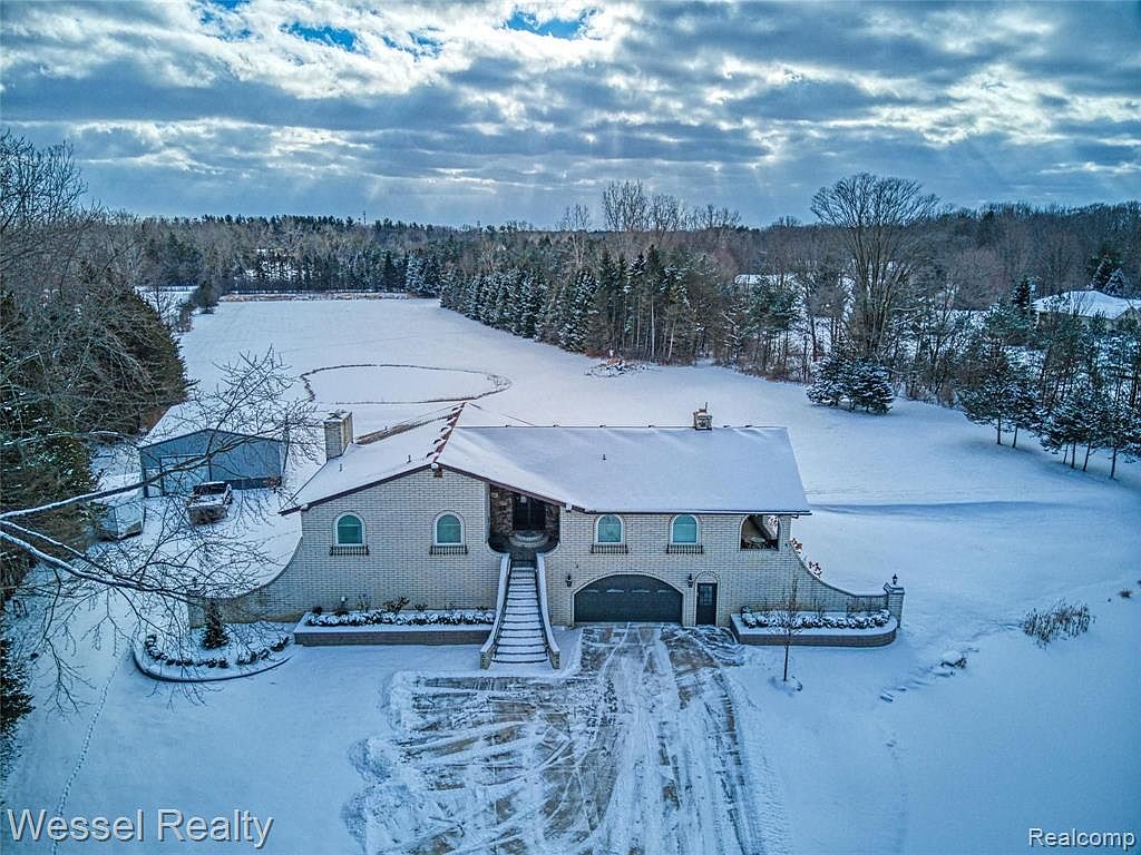 20400 Thirty Mile Rd, Ray, MI 48096 | Zillow
