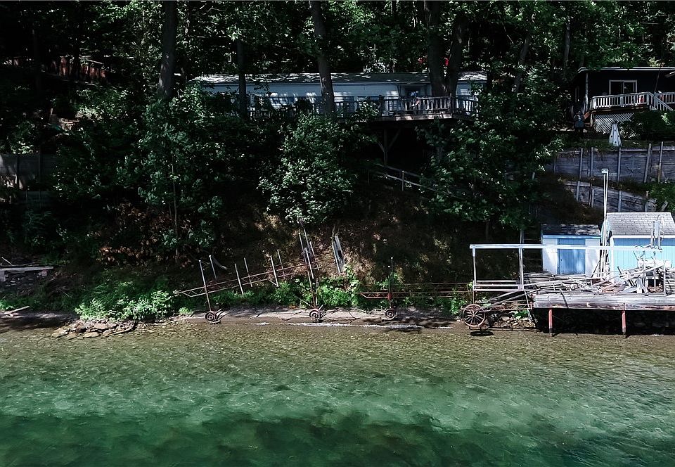 11363 E Bluff Dr, Keuka Park, NY 14478 | Zillow