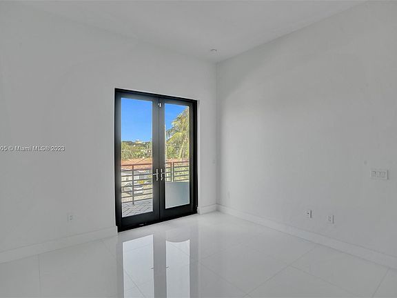 2040 NE 121st Rd, North Miami, FL 33181 | Zillow