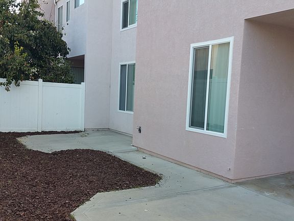 408 Sanibelle Cir UNIT 44, Chula Vista, CA 91910 | Zillow