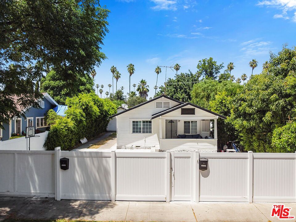 14311 Hamlin St, Van Nuys, CA 91401 | MLS #23-292685 | Zillow