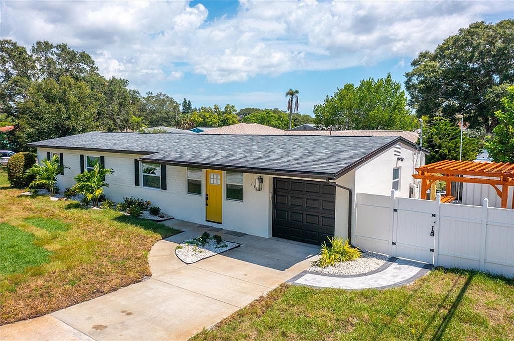 131 63rd St N, Saint Petersburg, FL 33710 | MLS #U8213353 | Zillow