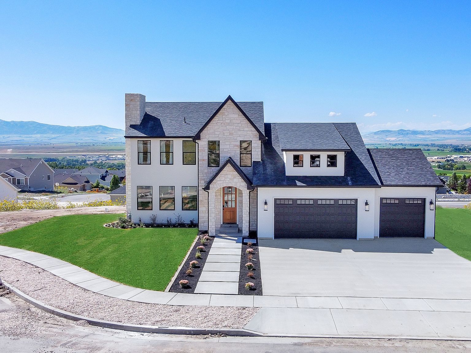 1290 E 300 S, Smithfield, UT 84335 | MLS #1963727 | Zillow
