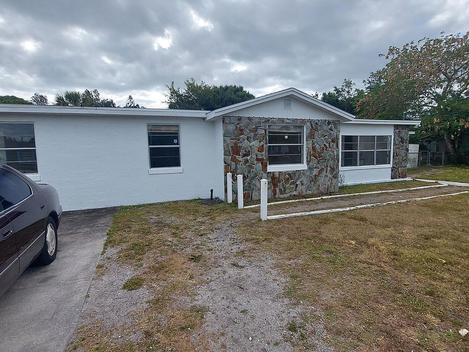 2000 N 51st Street, Fort Pierce, FL 34947 | MLS #RX-10977554 | Zillow