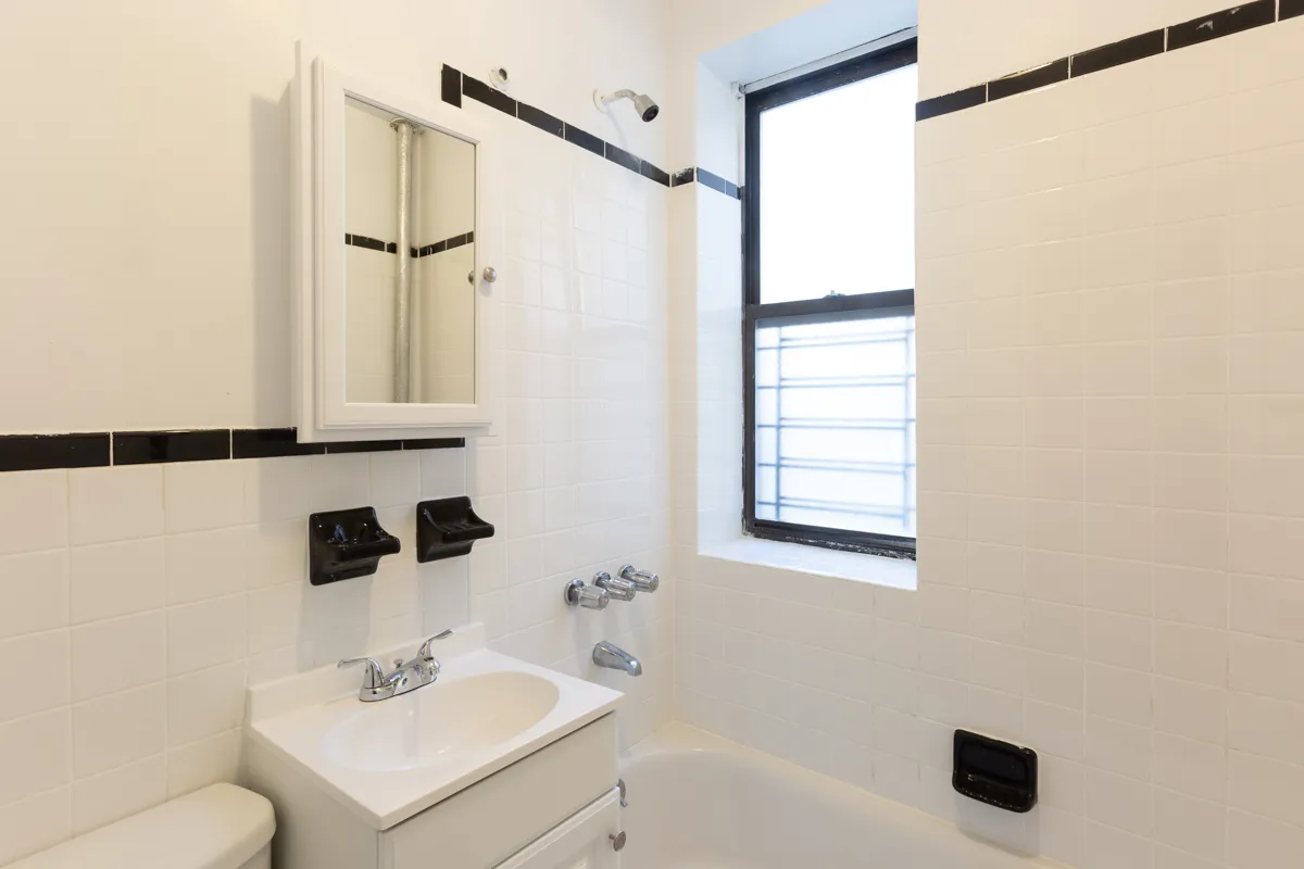 153 Vermilyea Avenue #4D in Inwood, Manhattan | StreetEasy