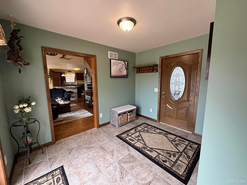 119 Chocolay Downs Golf Dr, Marquette, MI 49855 | Zillow