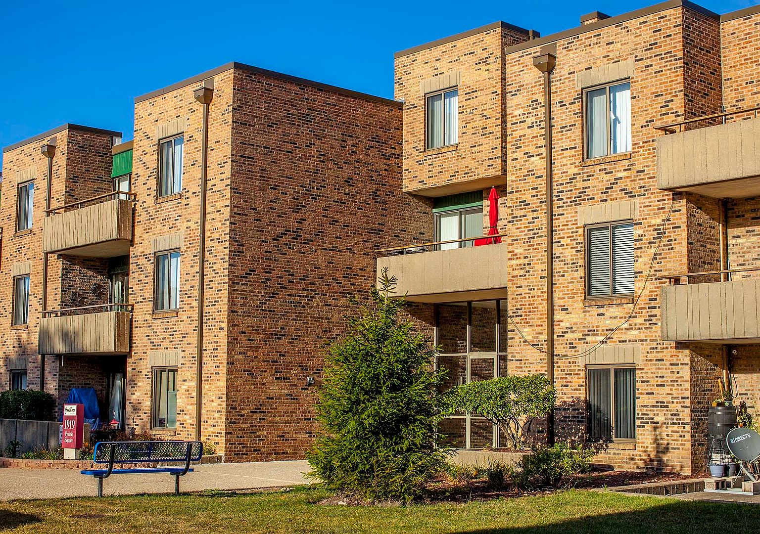 1919 Prairie Sq Unit 231, Schaumburg, IL 60173 | Zillow