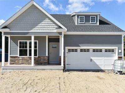 730 Sachem Rd, North Kingstown, RI 02852 | MLS #1323760 | Zillow