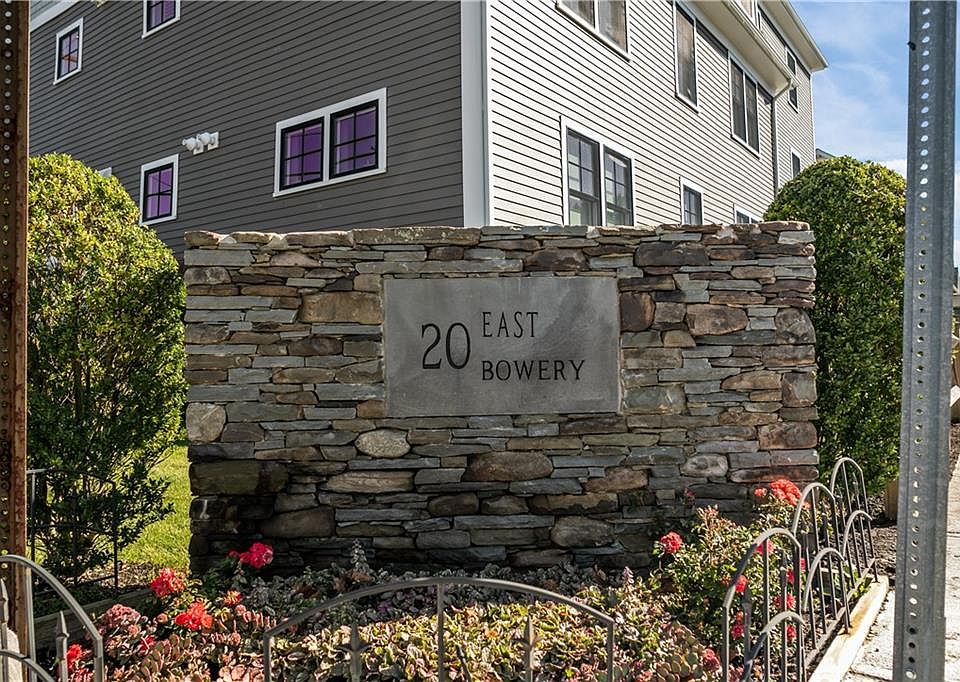 20 E Bowery St UNIT 1A, Newport, RI 02840 | Zillow