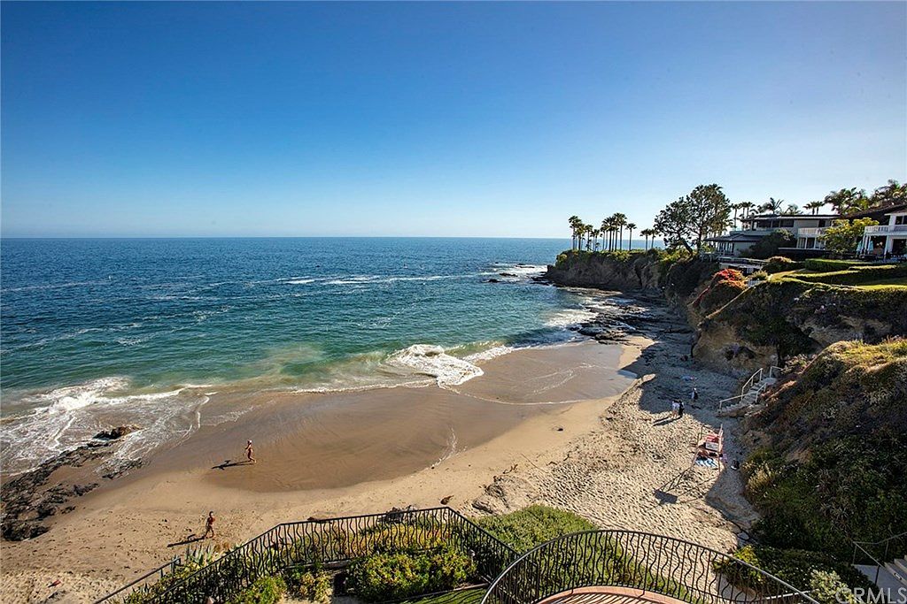 989 Cliff Dr, Laguna Beach, CA 92651 | Zillow