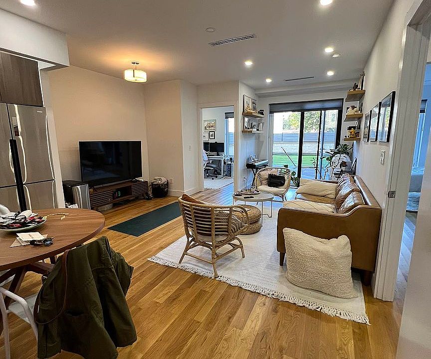 2155 Caton Ave #1R, Brooklyn, NY 11226 | Zillow