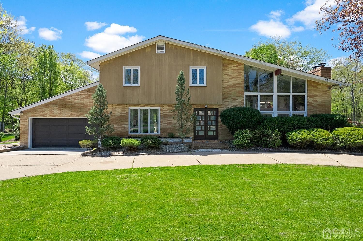 42 Van Doren Ave, Somerset, NJ 08873 | MLS #2311642R | Zillow