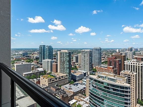 9 W Walton #3500, Walton, IL 60610 | MLS #11608214 | Zillow