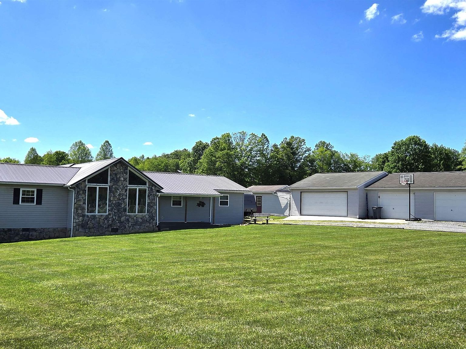 787 Tacy Sunshine Ridge Rd, Philippi, WV 26416 | Zillow