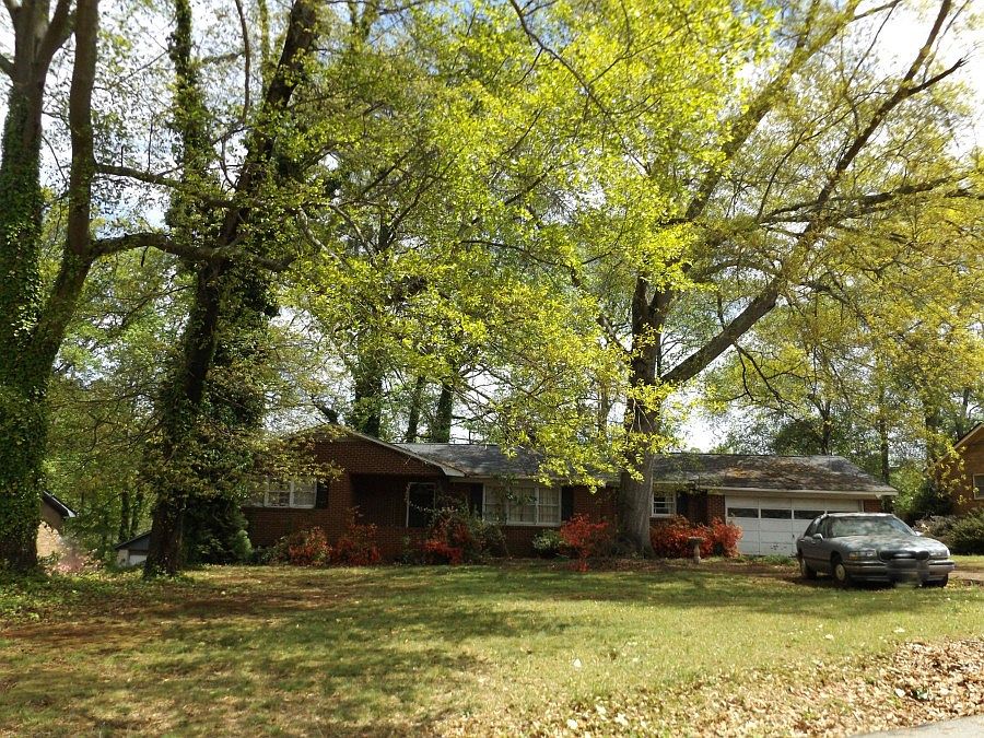 116 Montis Dr, Greenville, SC 29617 | Zillow