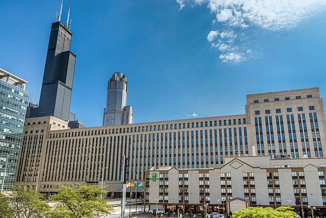 The Clinton Complex - 500 S Clinton St Chicago IL | Zillow
