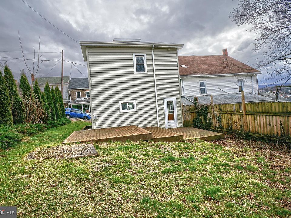 1104 N Shamokin St, Shamokin, PA 17872 | Zillow