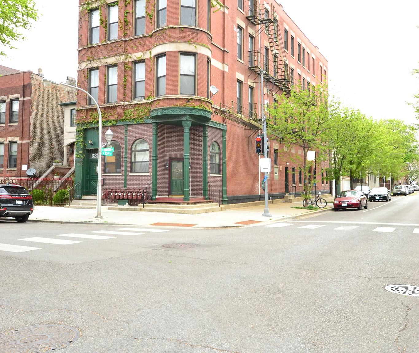 3259 S Union Ave #1F, Chicago, IL 60616 | Zillow