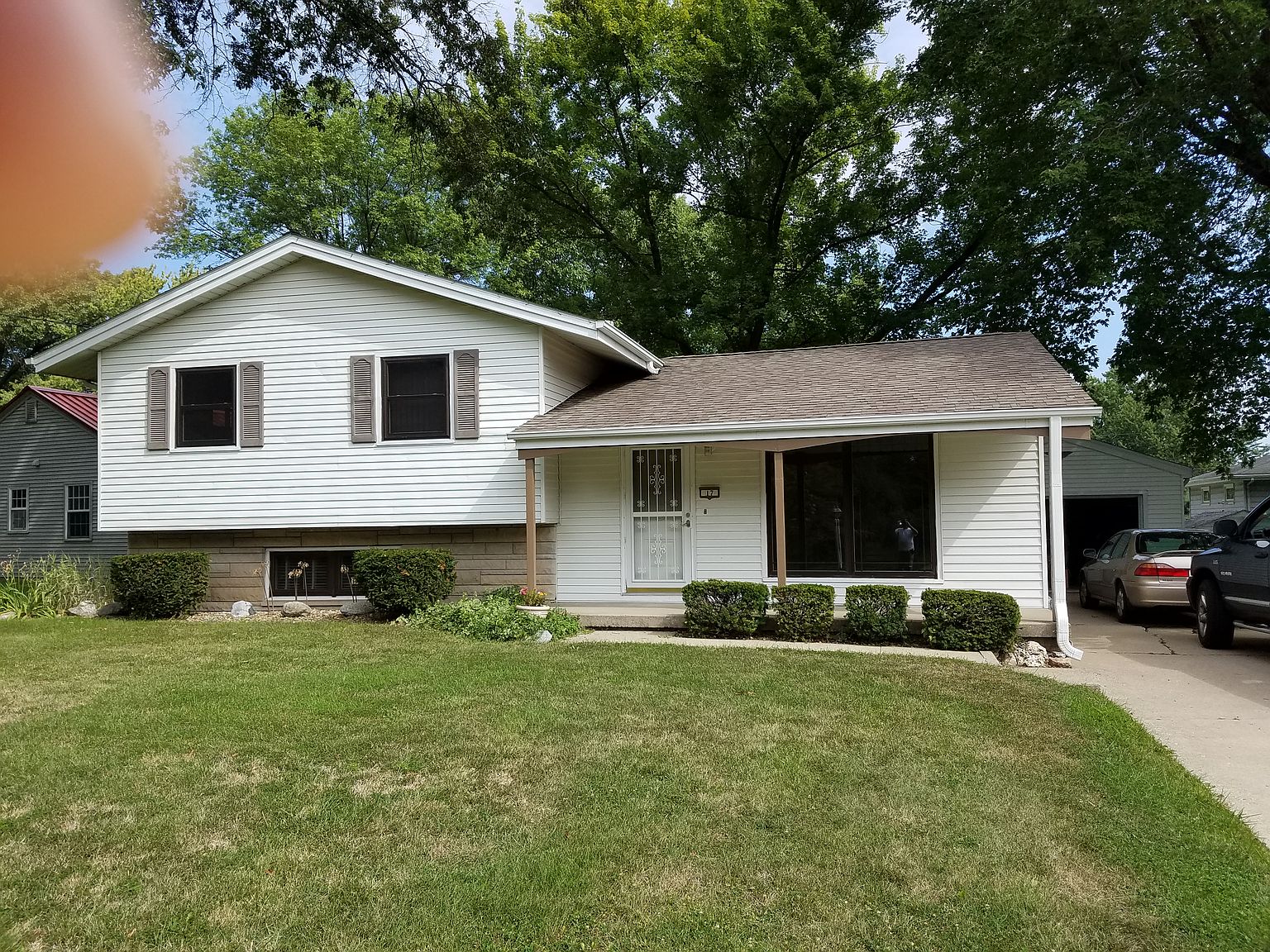 17 N Country Club Rd, Decatur, IL 62521 | Zillow