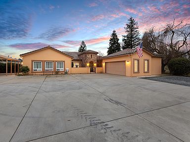 13715 E Nebraska Avenue, Kingsburg, CA 93631 | Zillow