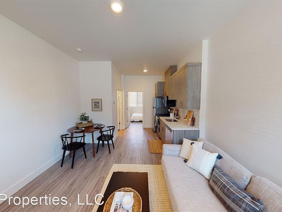 L0486 - St. Louis Apartments - 7240 N Saint Louis Ave Portland OR | Zillow