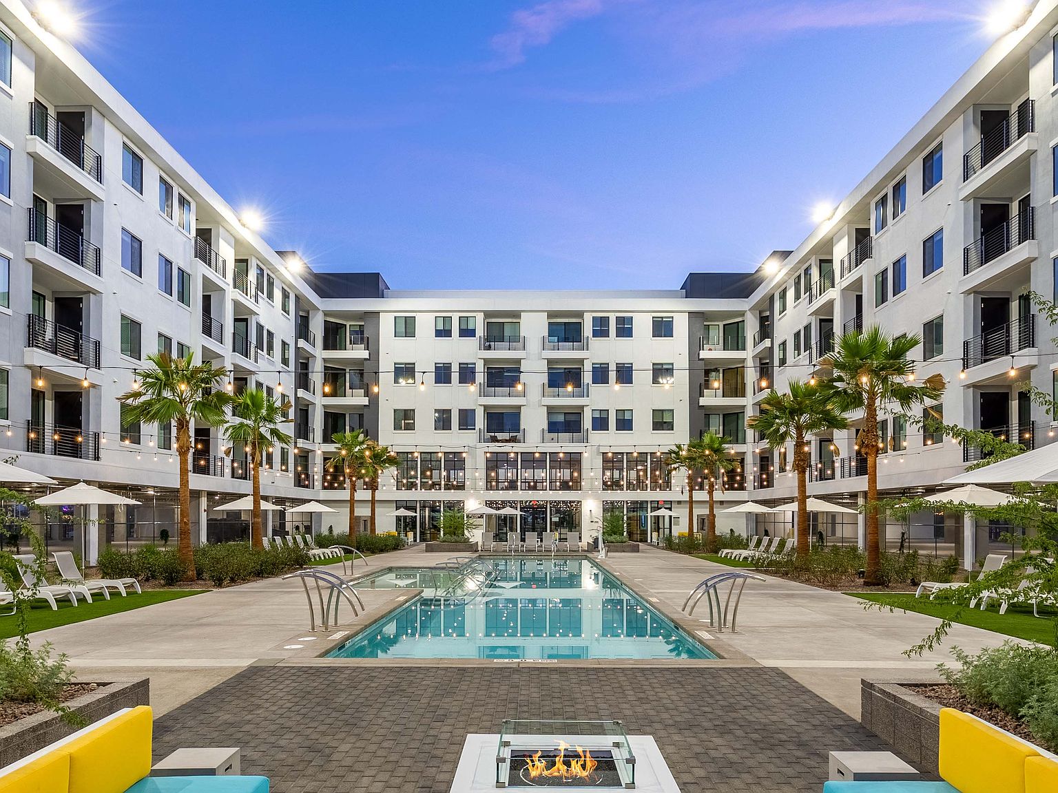 4480 Meadows Ln UNIT 555, Las Vegas, NV 89107 | Zillow