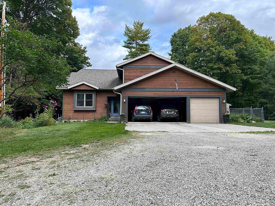 4318 K Rd, Bark River, MI 49807 | Zillow