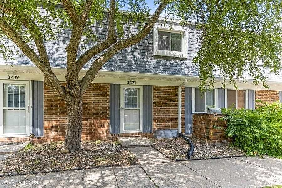 3421 E Court St, Iowa City, IA 52245 | Zillow