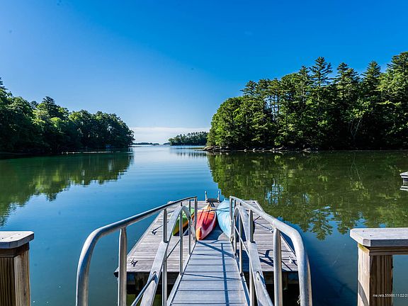 123 Foreside Rd, Falmouth, ME 04105 | Zillow