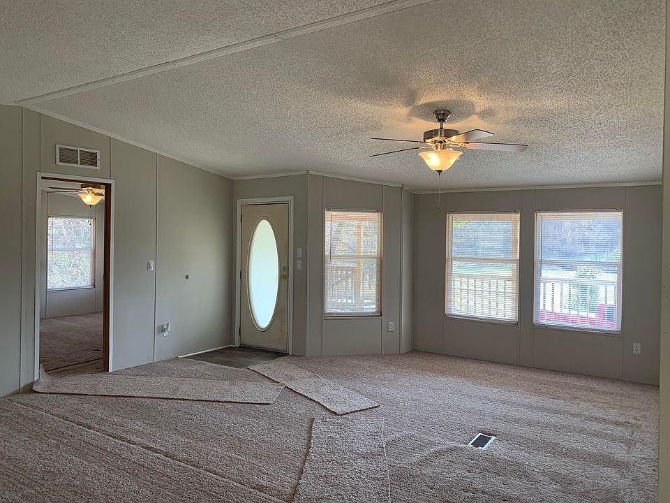 8707 State Highway 773, Denton, KY 41132 | Zillow