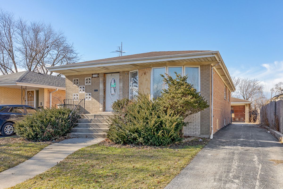 15700 Maryland Ave, Dolton, IL 60419 | Zillow