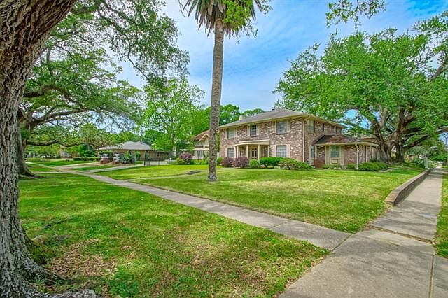 3563 Gentilly Blvd, New Orleans, LA 70122 | Zillow