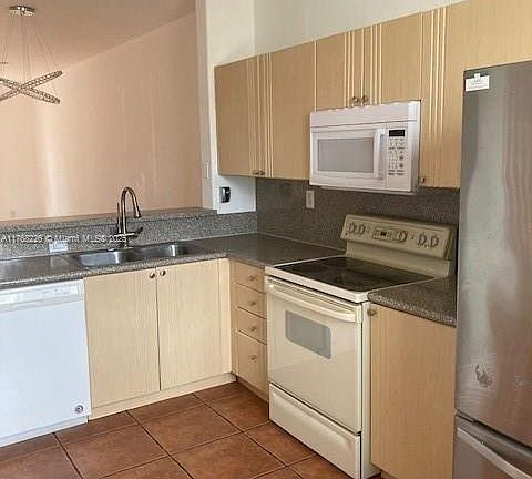 5450 NW 107th Ave APT 705, Doral, FL 33178 | MLS #A11768226 | Zillow