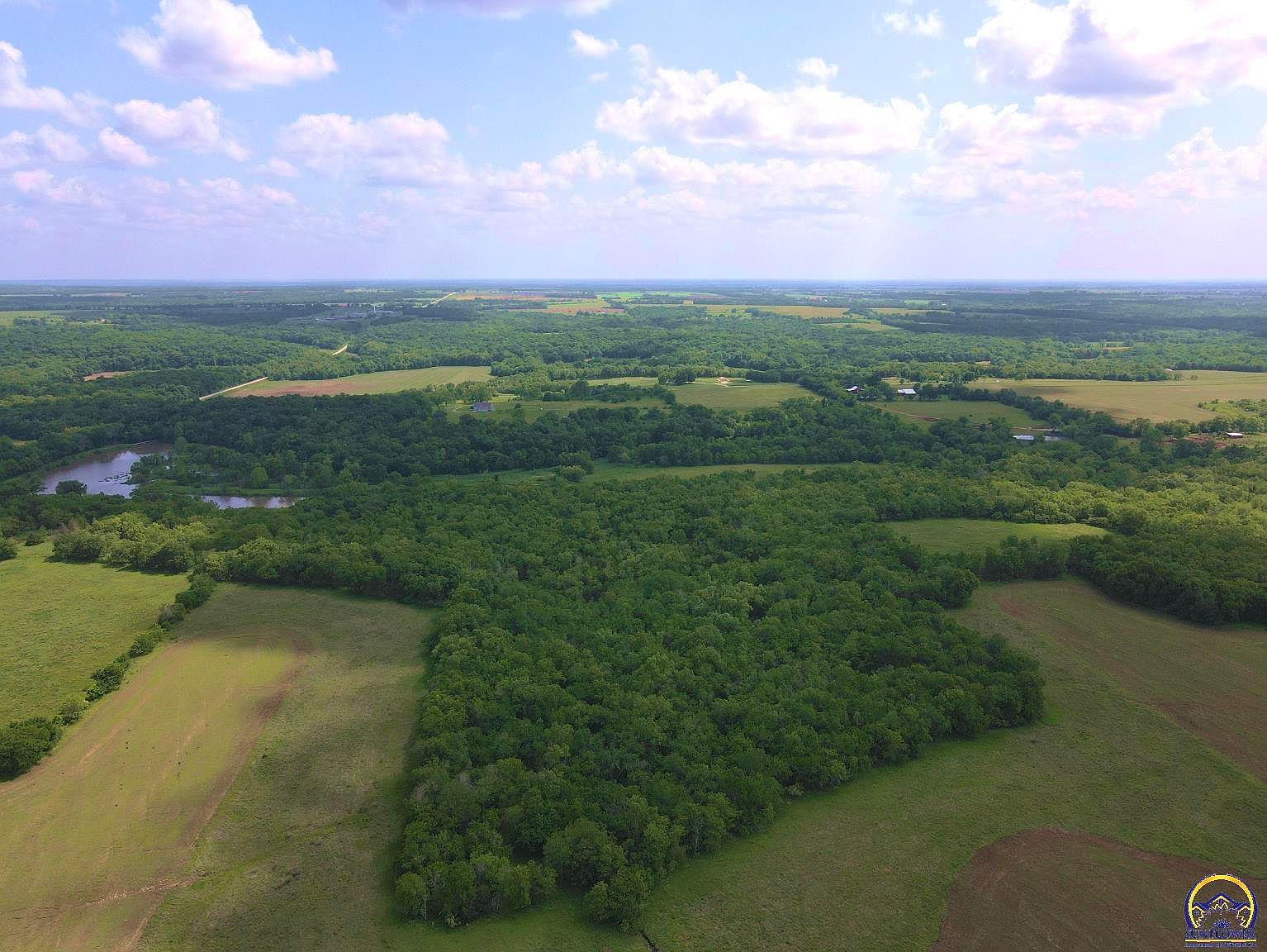 W 2400th Rd, Fontana, KS 66026 | Zillow