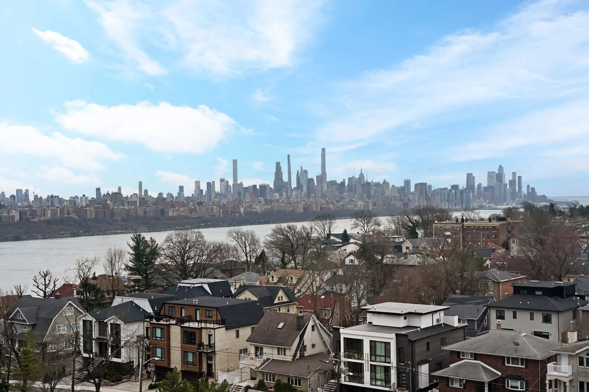 200 Winston Drive #819 in Cliffside Park, New Jersey | StreetEasy