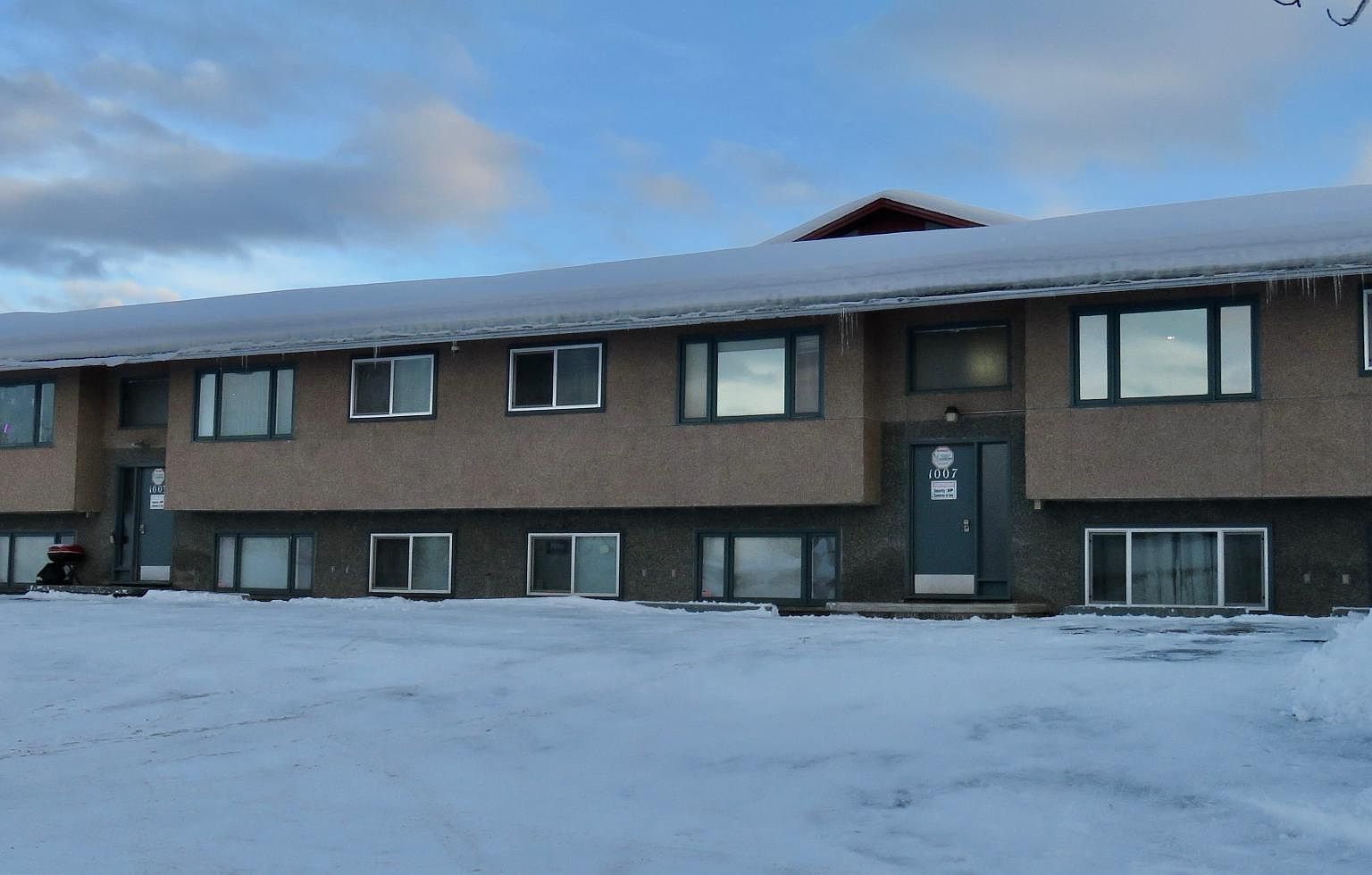 1003 Hoyt St #8, Anchorage, AK 99508 | Zillow