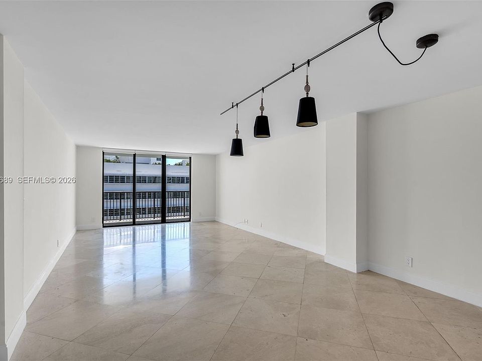 1800 Collins Ave Miami Beach FL | Zillow