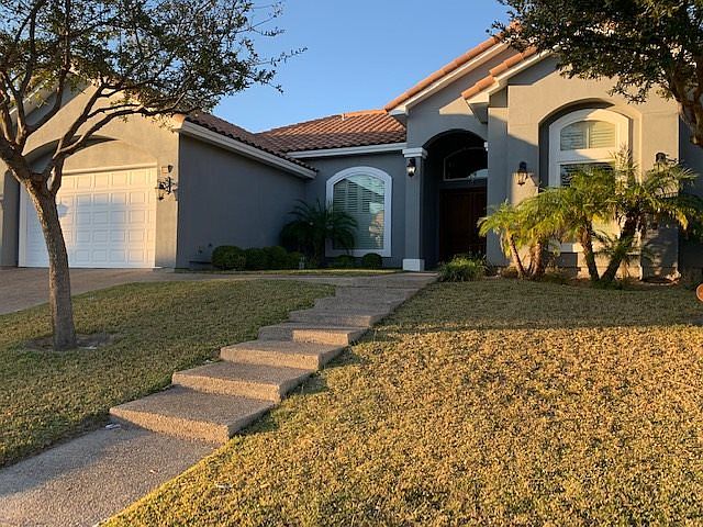 410 Lake Morraine Loop, Laredo, TX 78041 | Zillow
