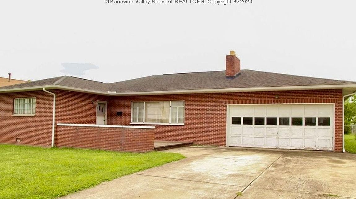 415 Dudding Ave, Hurricane, WV 25526 | Zillow