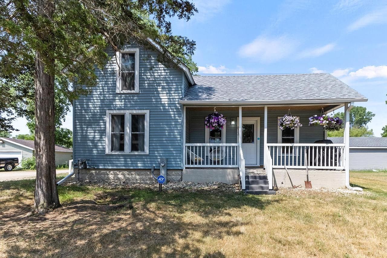 613 South Miller Street, Oxford, WI 53952 | MLS #1958365 | Zillow