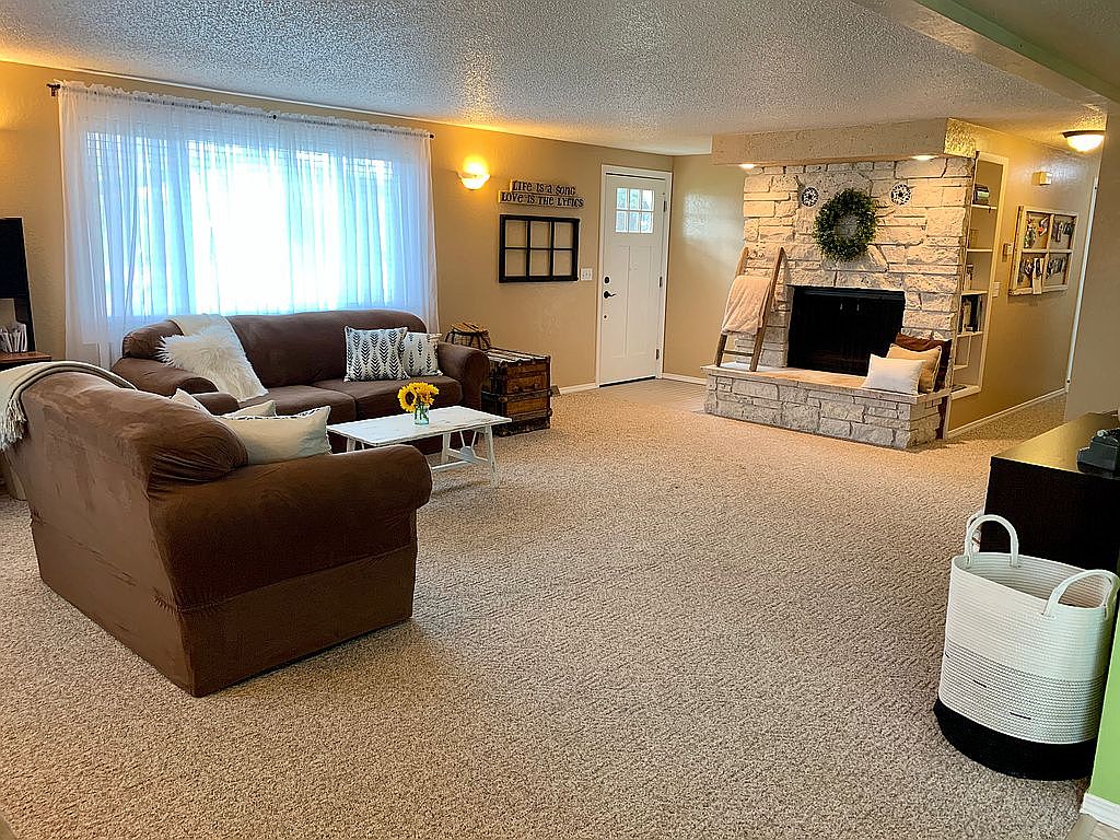 751 Dempsey Lake Rd, Deer Lodge, MT 59722 | Zillow